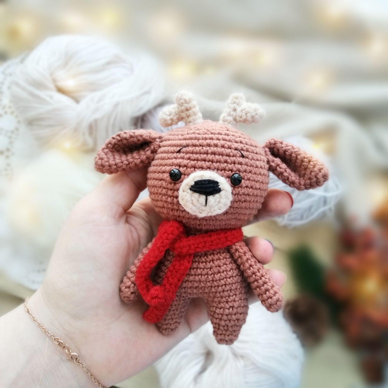 Amigurumi Christmas deer crochet pattern. Mini deer doll cro | Inspire ...