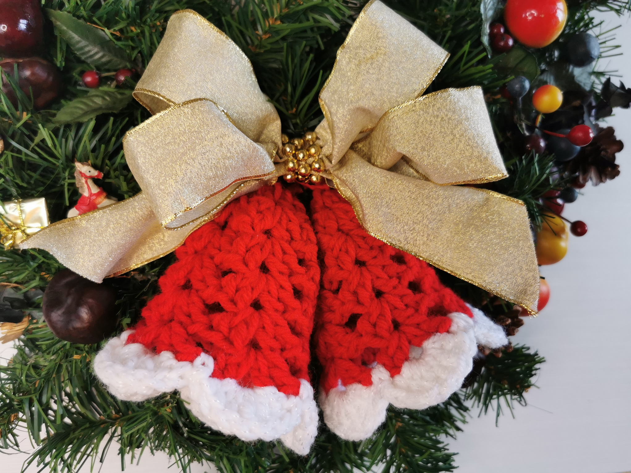 Christmas Bells ornament crochet pattern | Inspire Uplift