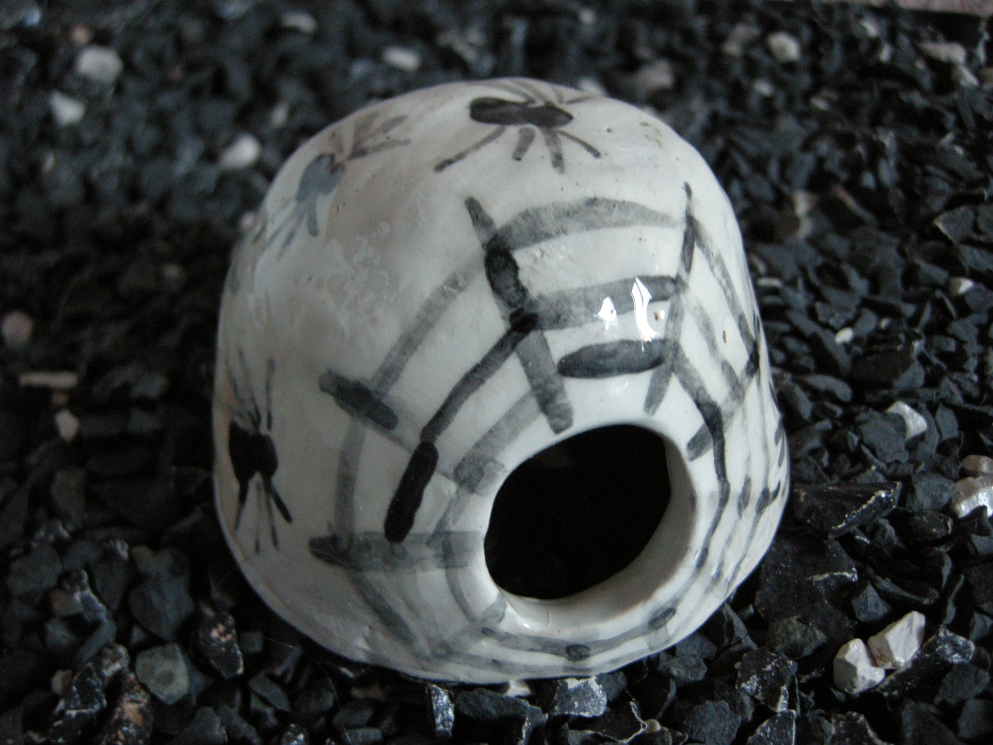 Ceramic fish house. Web spider. Tarantula hideout. Tank fish | Inspire ...