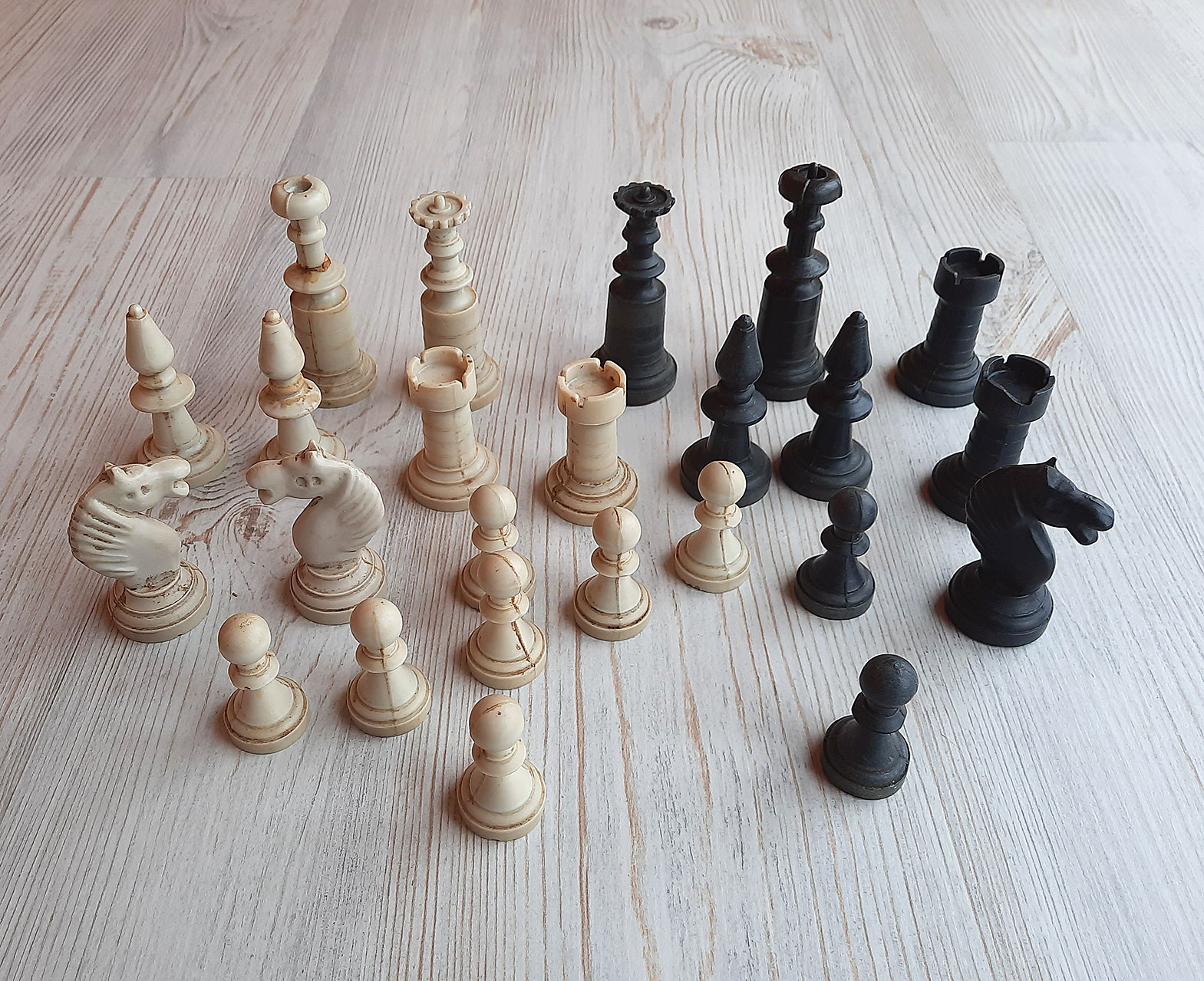 Antique plastic weighted chess pieces parts white black | Inspire Uplift