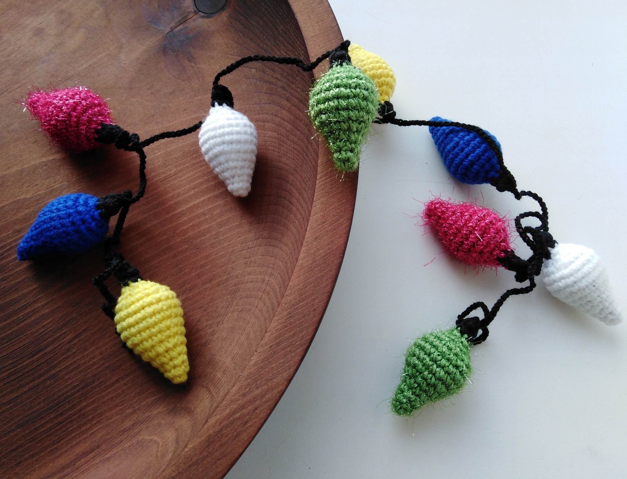 Crochet light bulbs garland, Handmade hanging decoration, H - Inspire ...