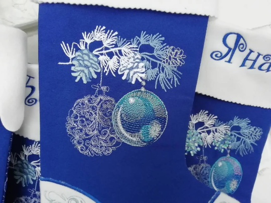 Machine embroidery design Christmas ball | Inspire Uplift