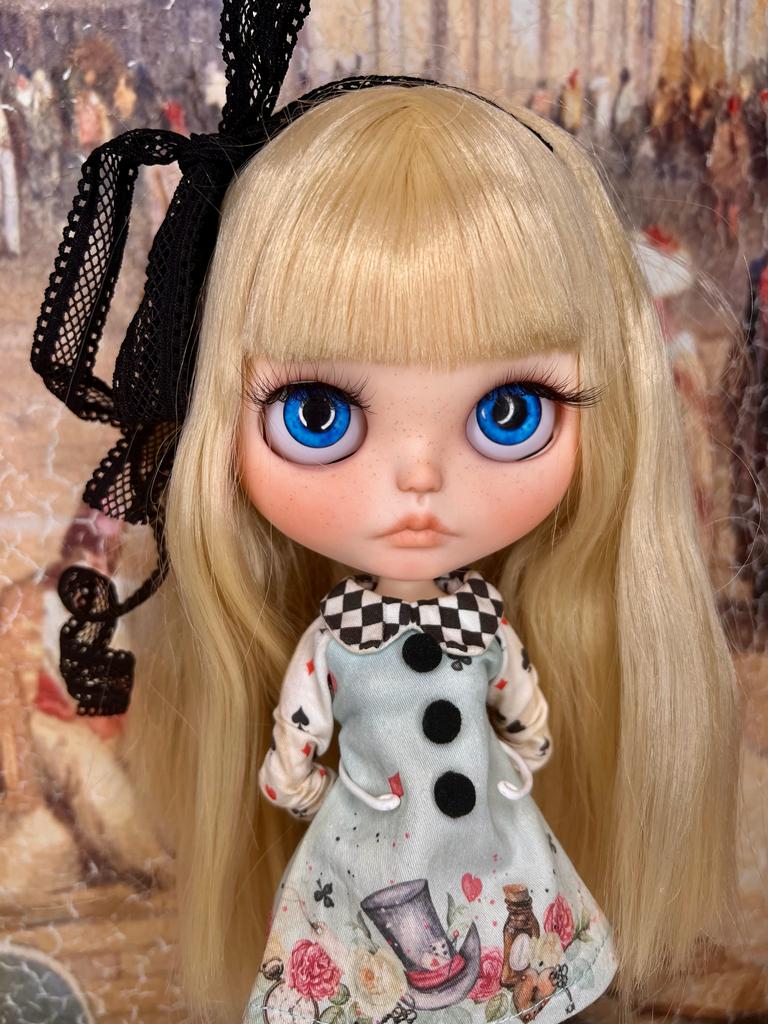 Blythe doll Alice in Wonderland (Vintage) | Inspire Uplift