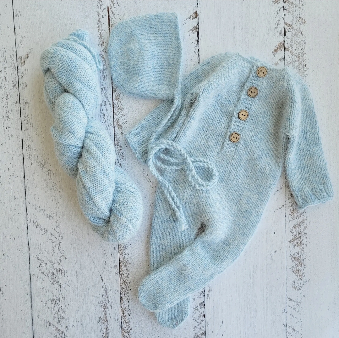 Light blue fluffy bonnet, romper, wrap. Newborn photo props - Inspire ...