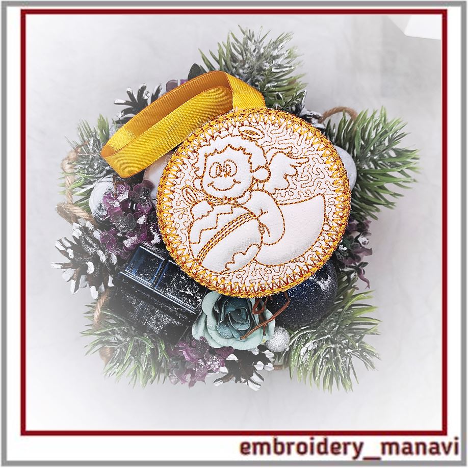 In the hoop embroidery design Medallion pendant with angel - Inspire Uplift