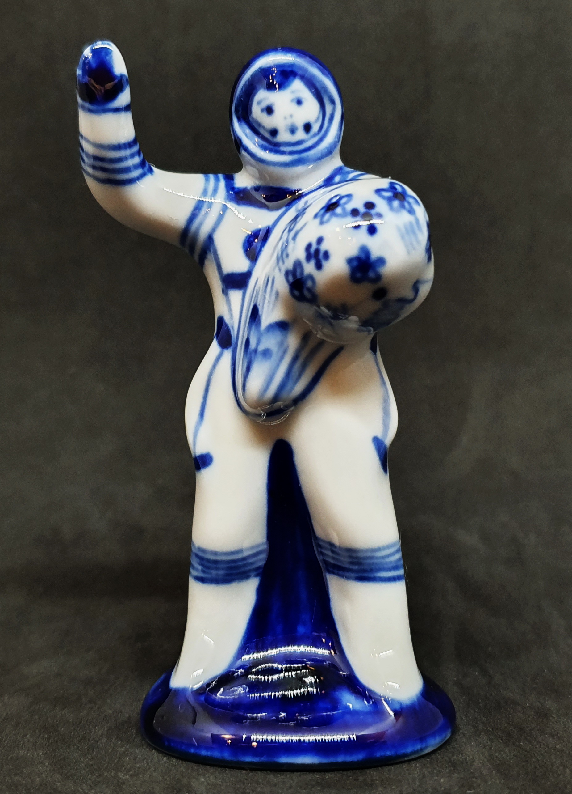 USSR Vintage GZHEL Porcelain SPACEMAN Hand Painted Figurine | Inspire ...