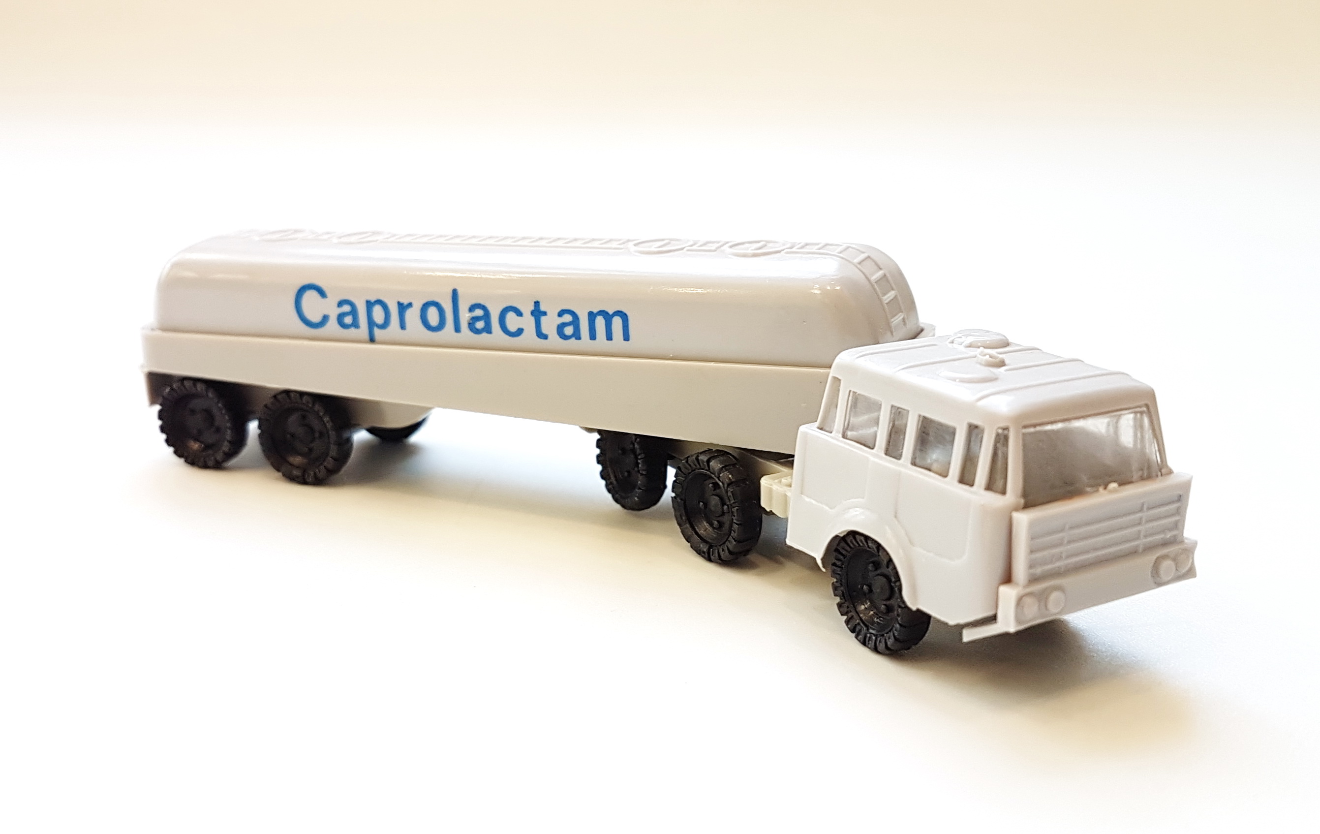 Tatra 1/120 Tanker Caprolactam VEB Model-Konstrukt 7042 DDR - Inspire ...