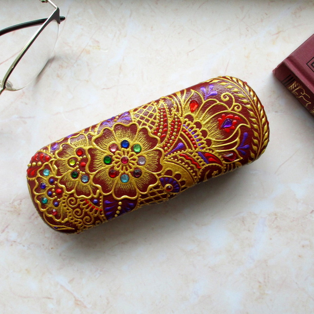 Eyeglass case hard, Hard glasses case for women, Glasses hol - Inspire ...