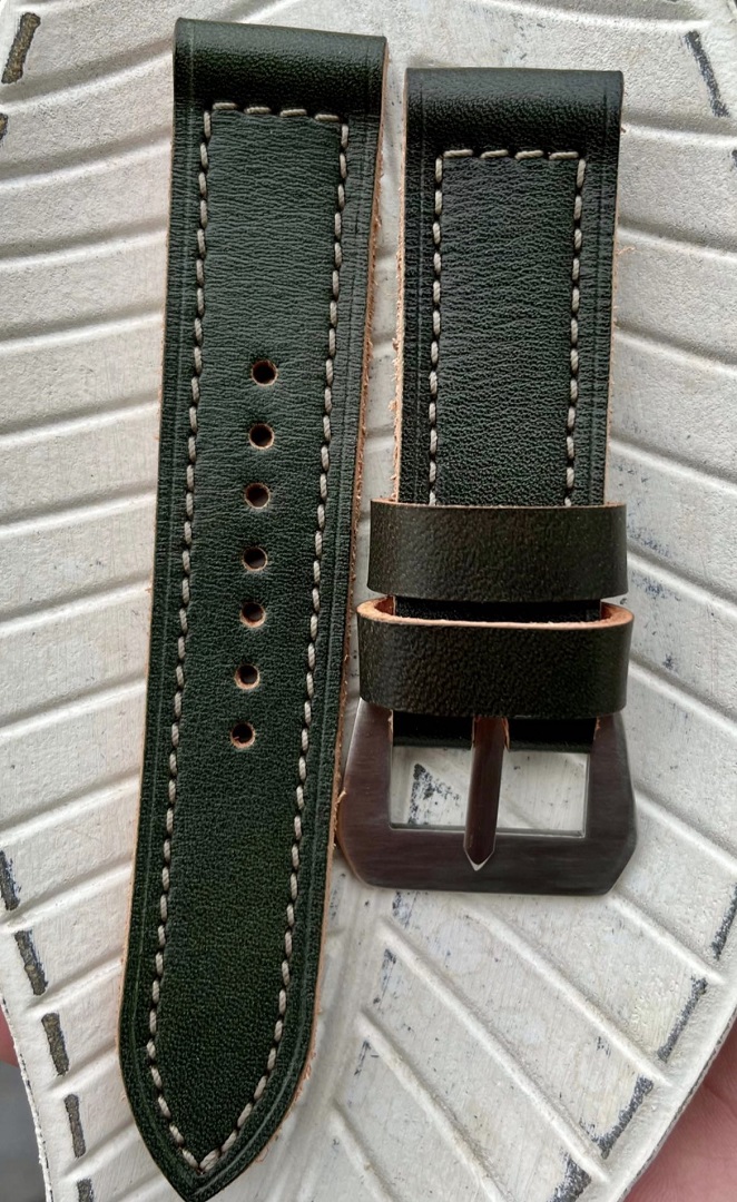Dark green vintage strap | Inspire Uplift