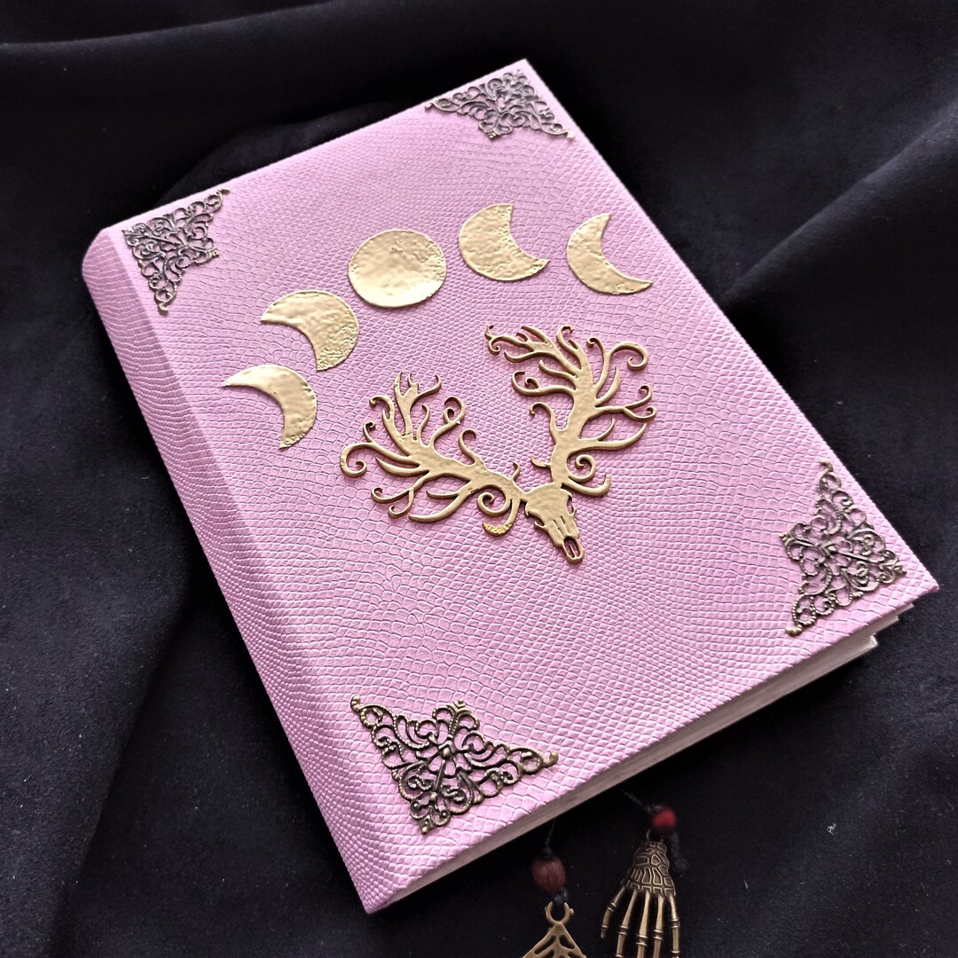 Witchcraft beginner spell book History of magic book Custom - Inspire ...