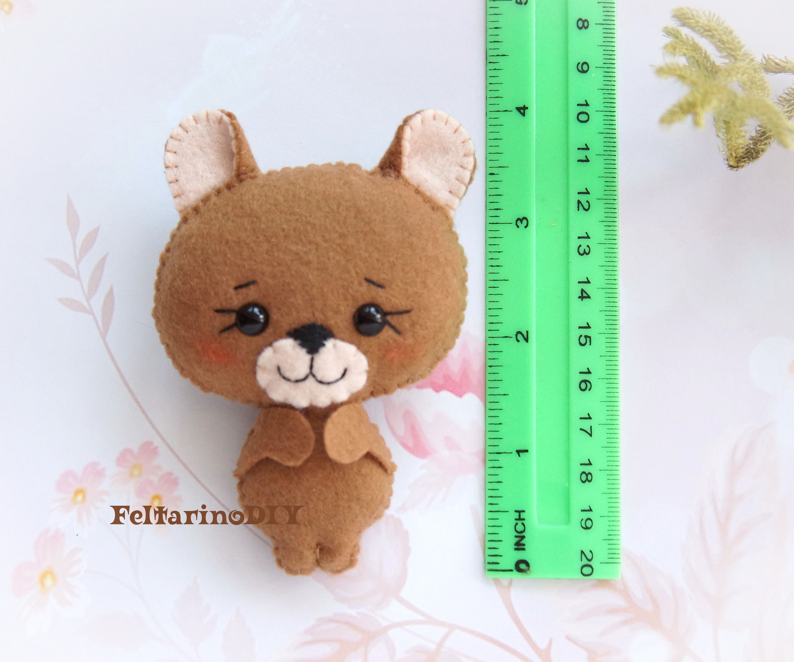 Felt bear pattern, Felt animal pattern, Felt forest animals - Inspire ...