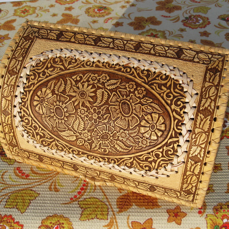 Bread box from birch bark "Flower meadow" | Inspire Uplift