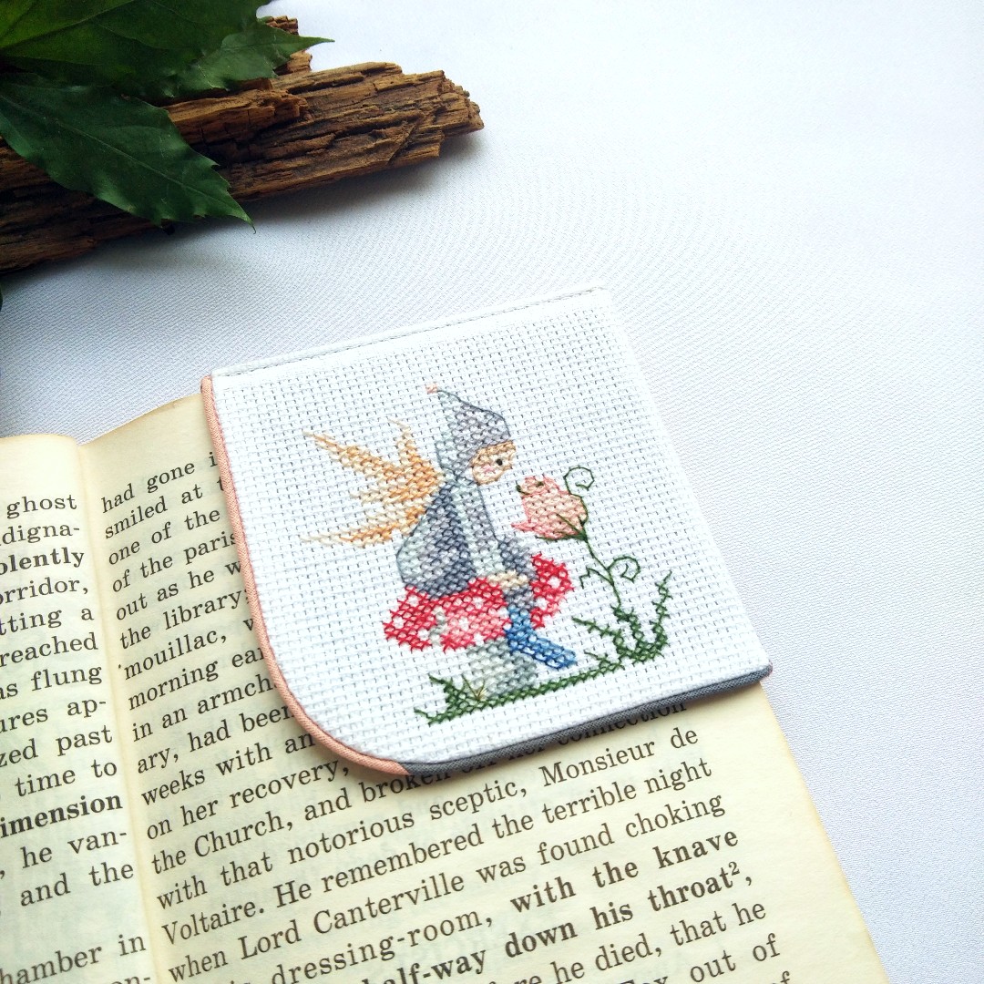 Handmade corner bookmark, embroidered bookmark with elf on m | Inspire ...