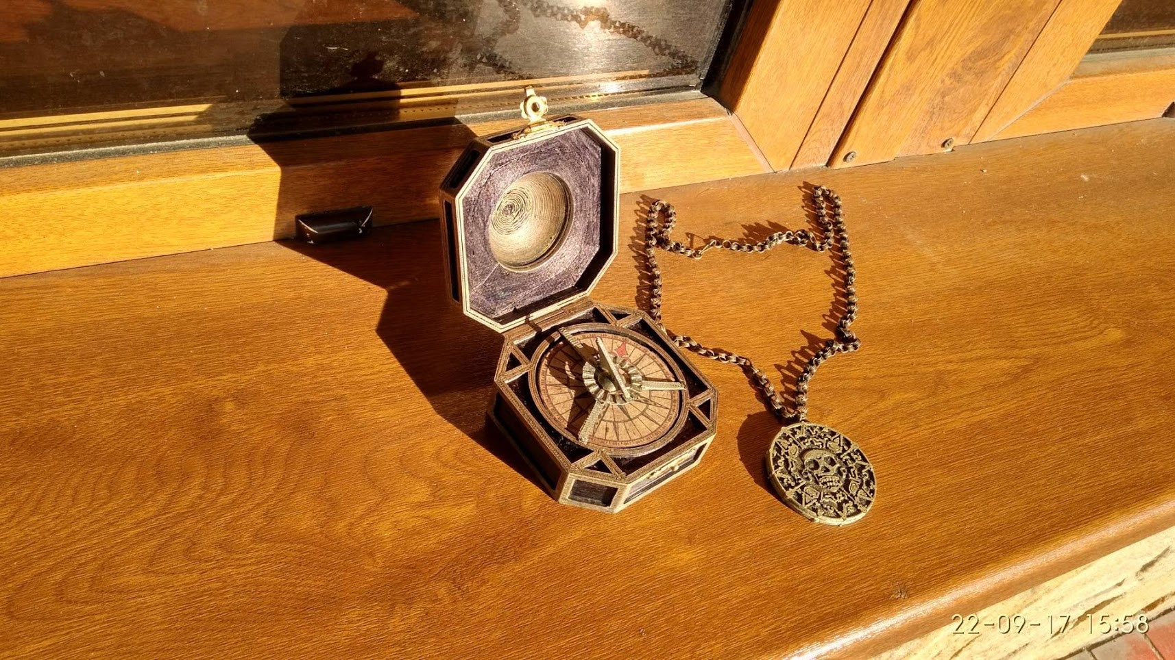 Captain Jack sparrow inspired Compass, Jack Sparrow costume, - Inspire ...