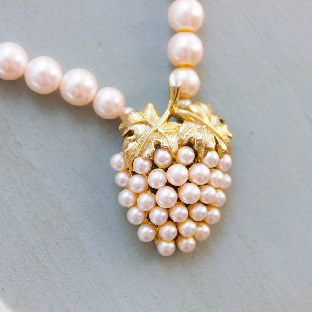 Vintage pearl grape necklace Pink pearls cluster pendant | Inspire Uplift