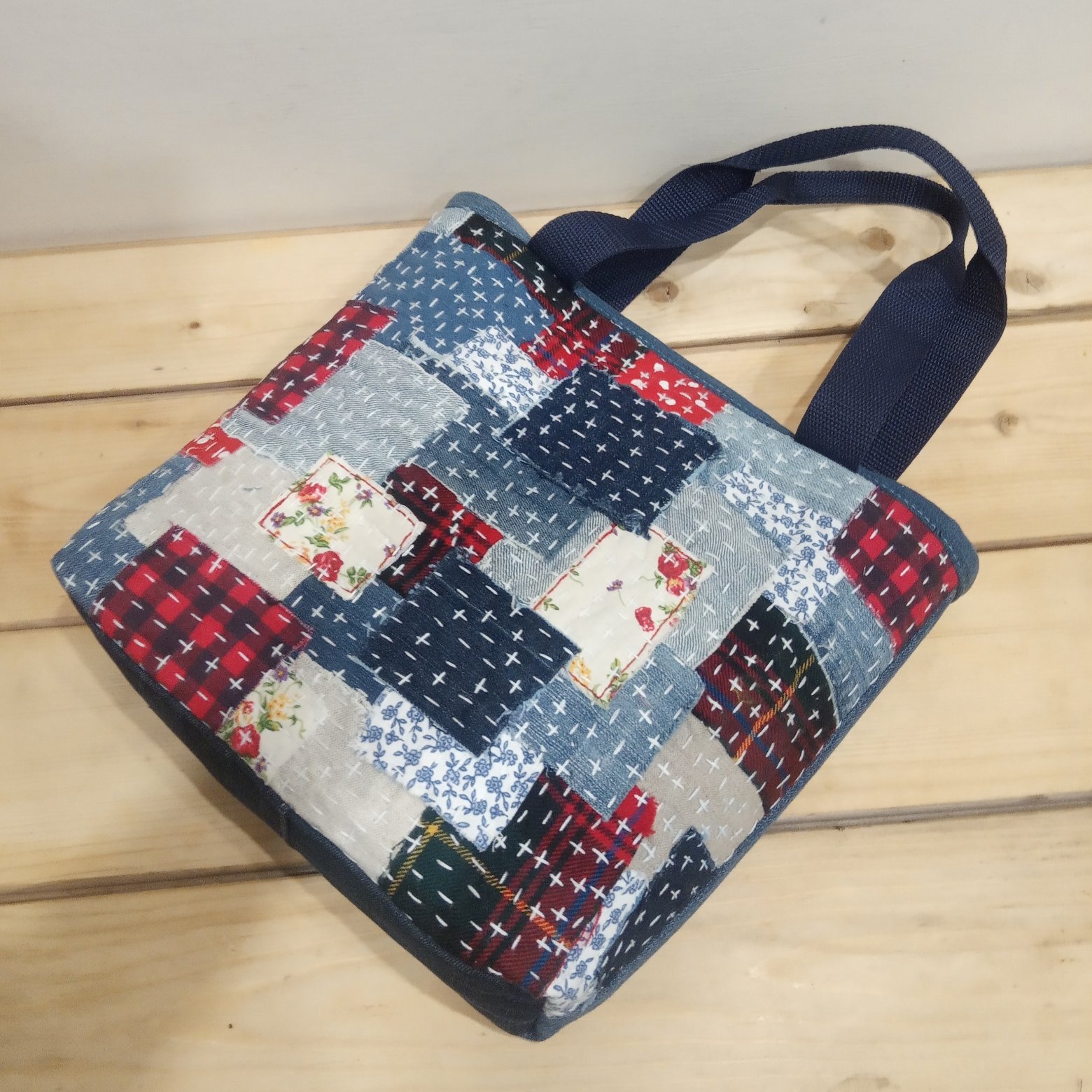 Quilted bag, patchwork bag, handmade bag, small handbag made | Inspire ...
