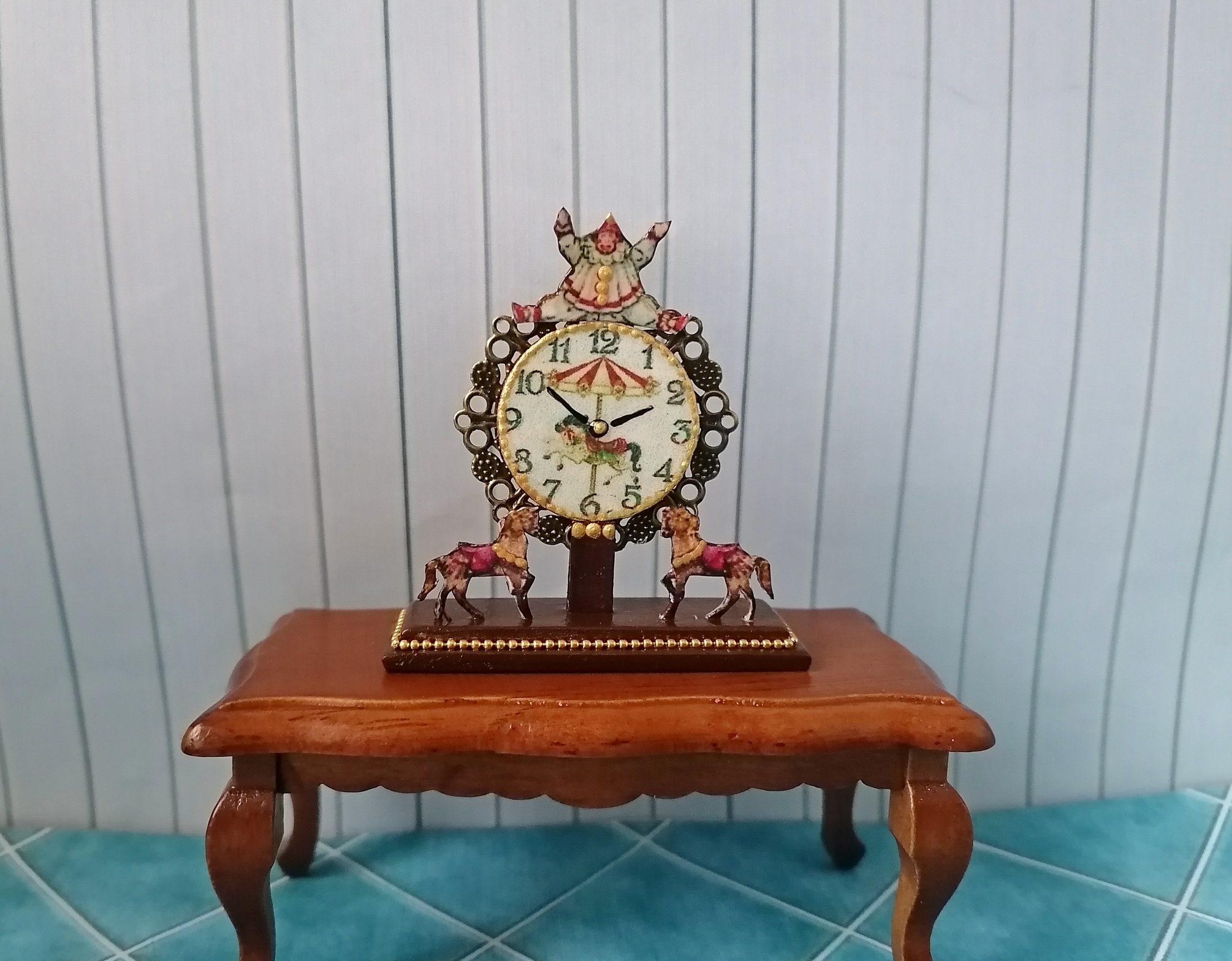 Miniature clock. Imitation. 1:12. Dollhouse miniature. Handm - Inspire ...