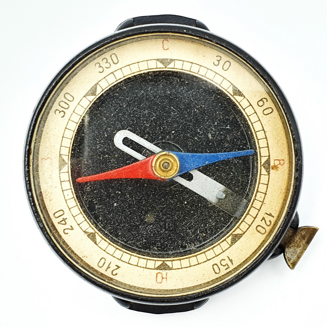 Vintage USSR Compass Bakelite 1950s | Inspire Uplift