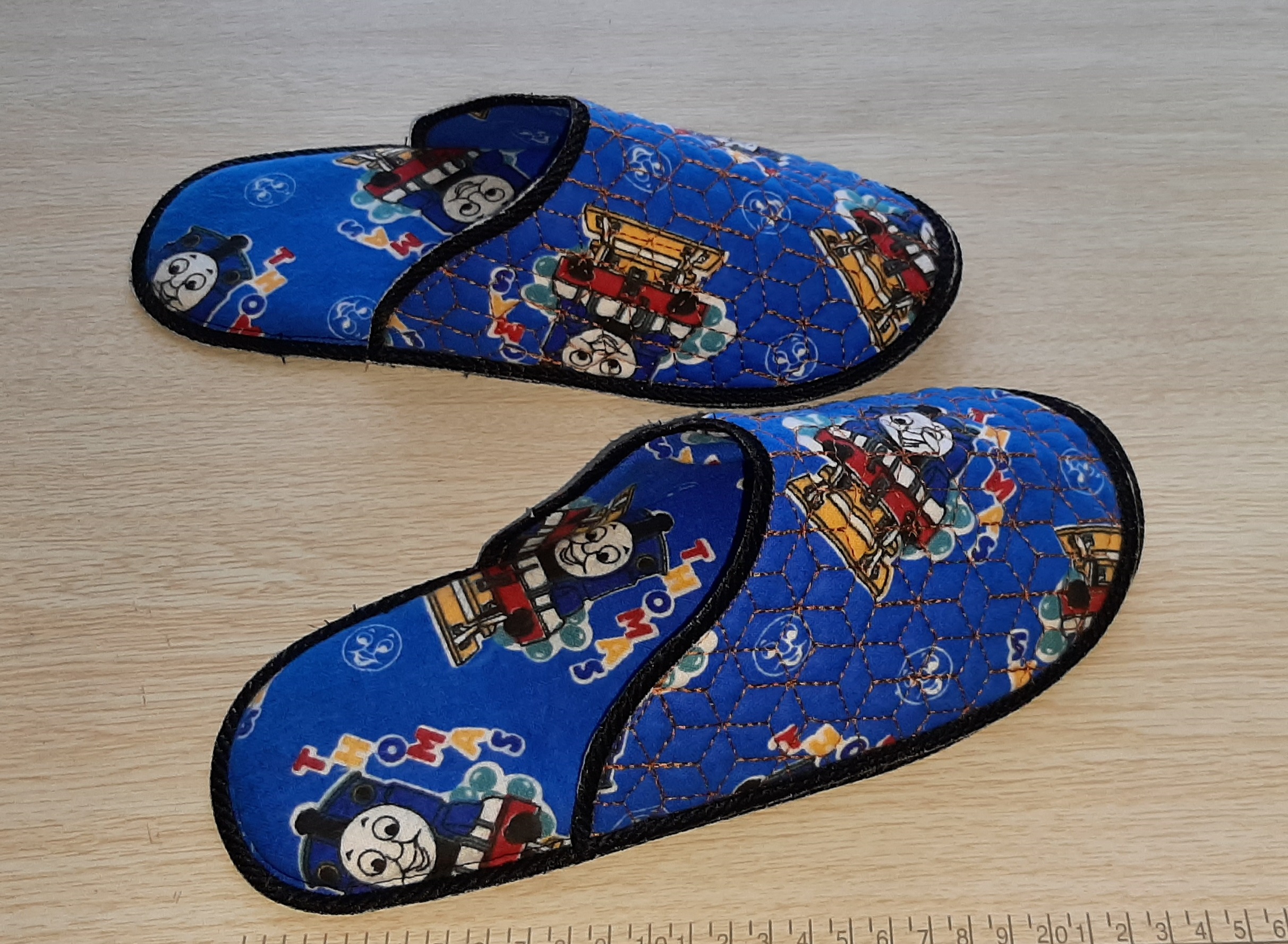 Machine embroidery design for slippers. | Inspire Uplift