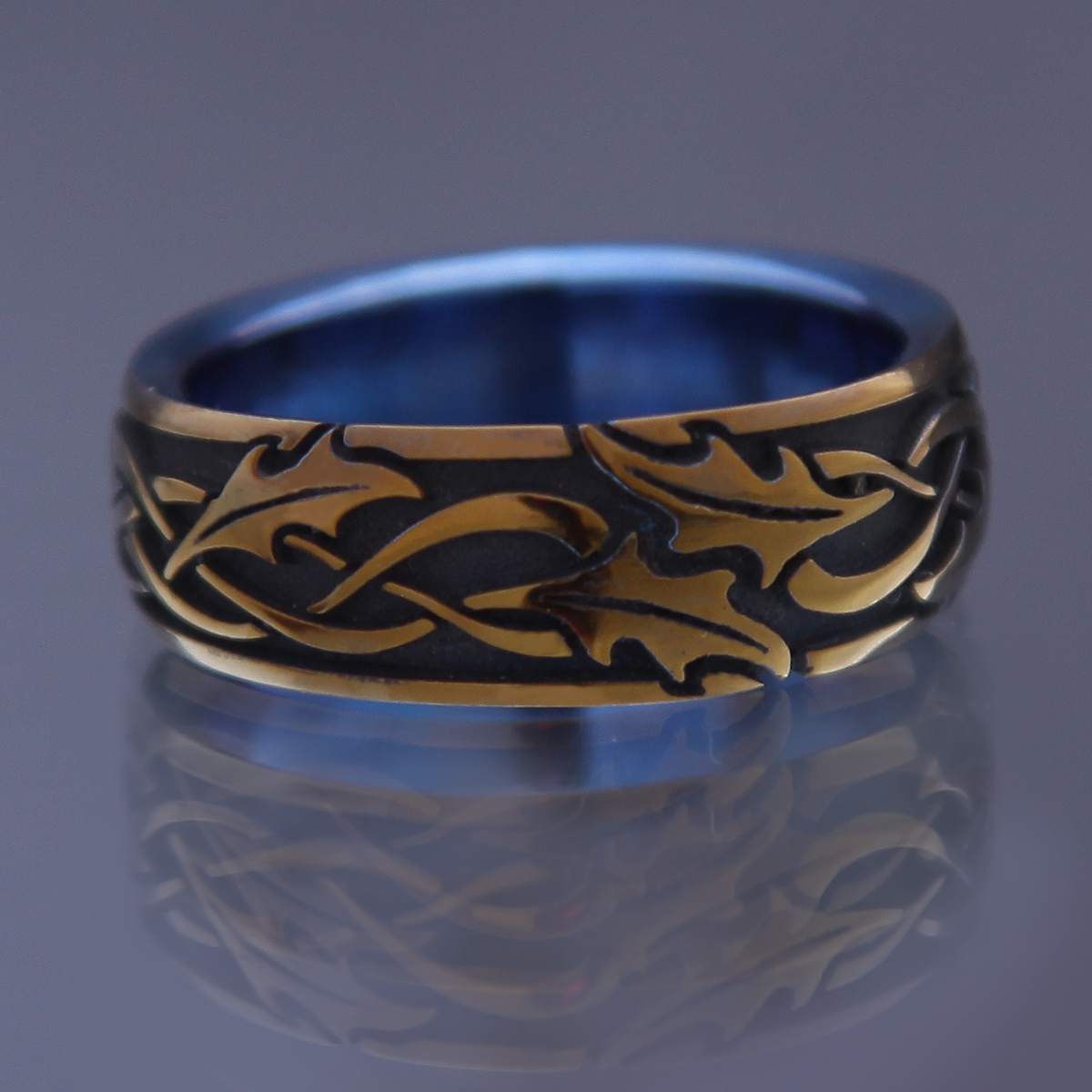 Titanium ring with holly leaves | Inspire Uplift