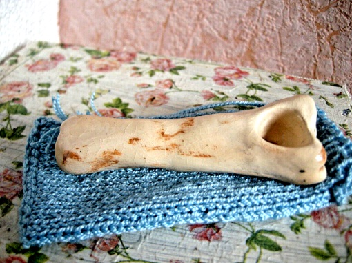 Ceramic pipe bone with knitted bag. Gothic Smoking Pipe Toba - Inspire ...