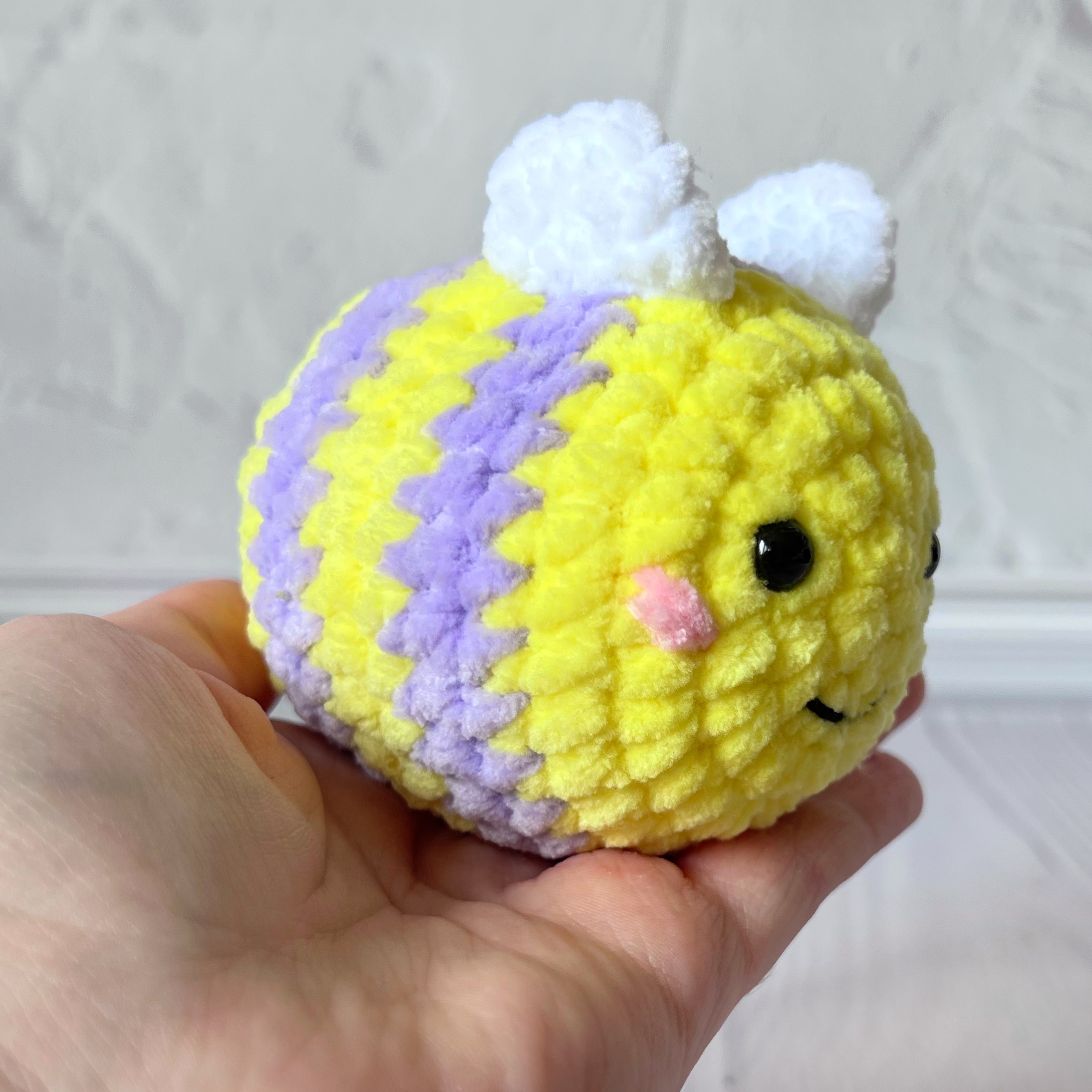 Bees stuffed animals , crochet stuff bumble bee, cute farm b | Inspire ...