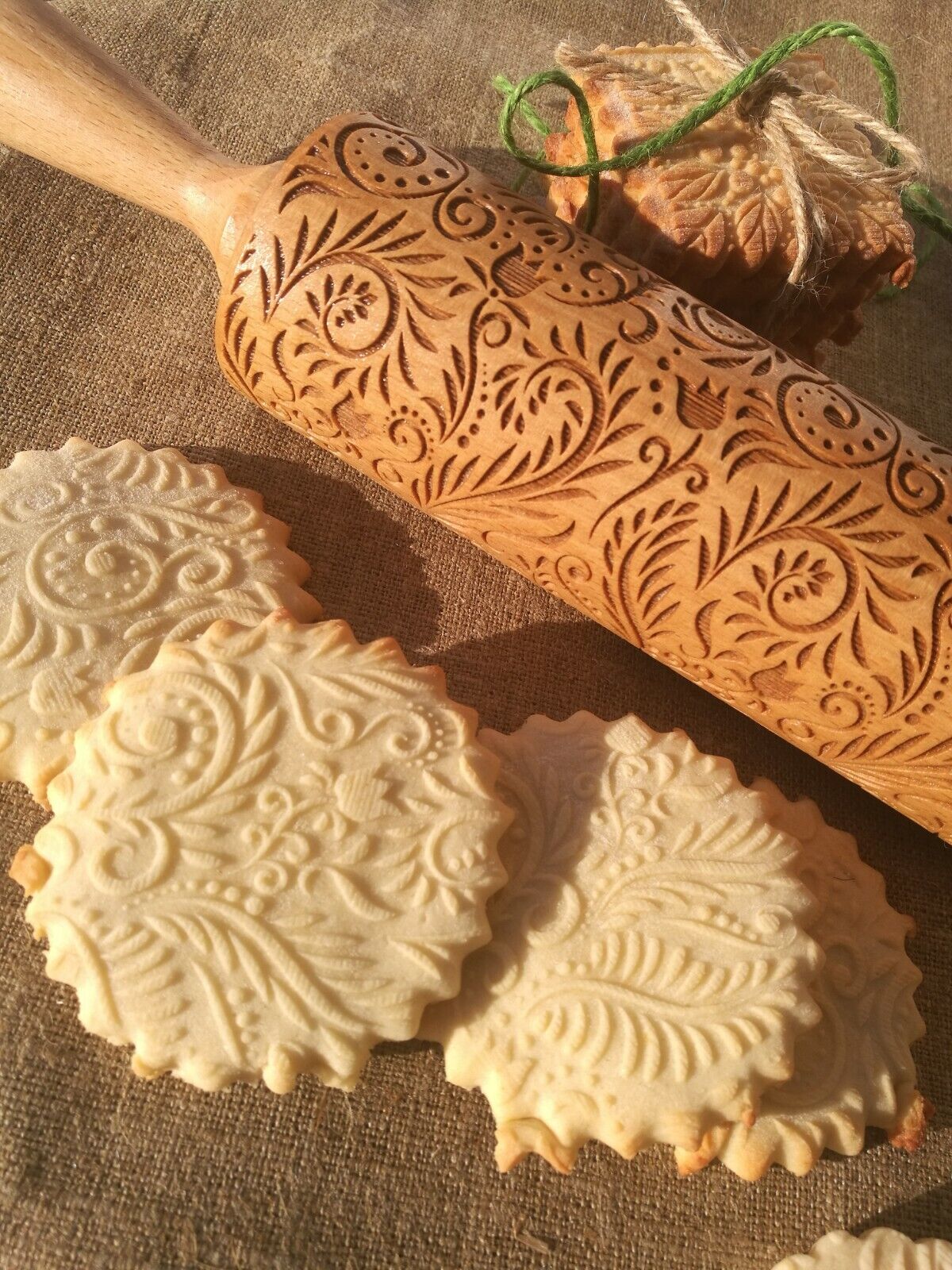 Tullipe embossed dough roller Engraved rolling pin Carved mo | Inspire ...