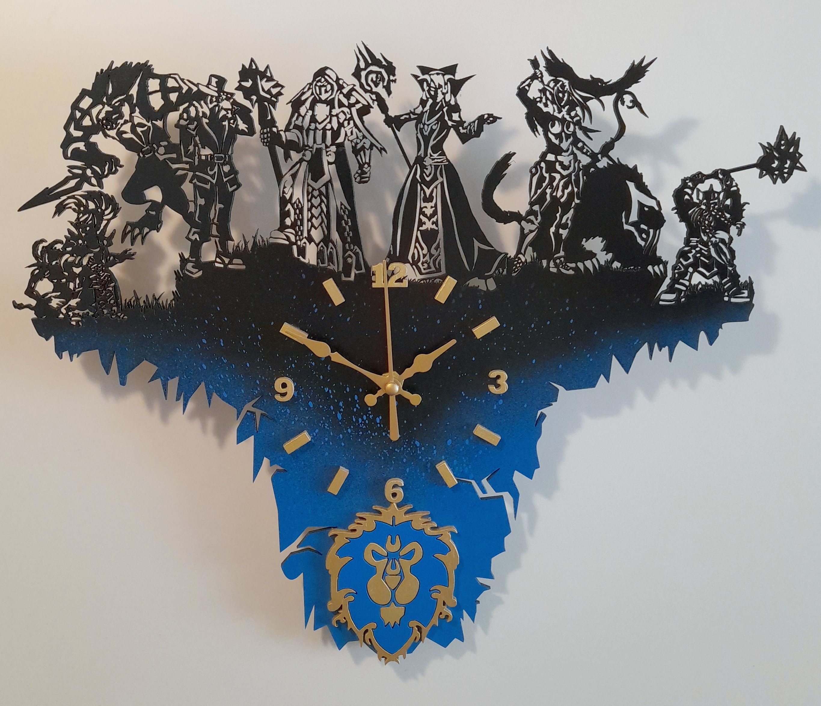 Alliance world of warcraft colored wooden wallclock | Inspire Uplift