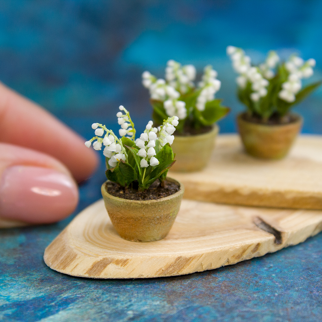 TUTORIAL Miniature lily of the valley with cold porcelain / | Inspire ...
