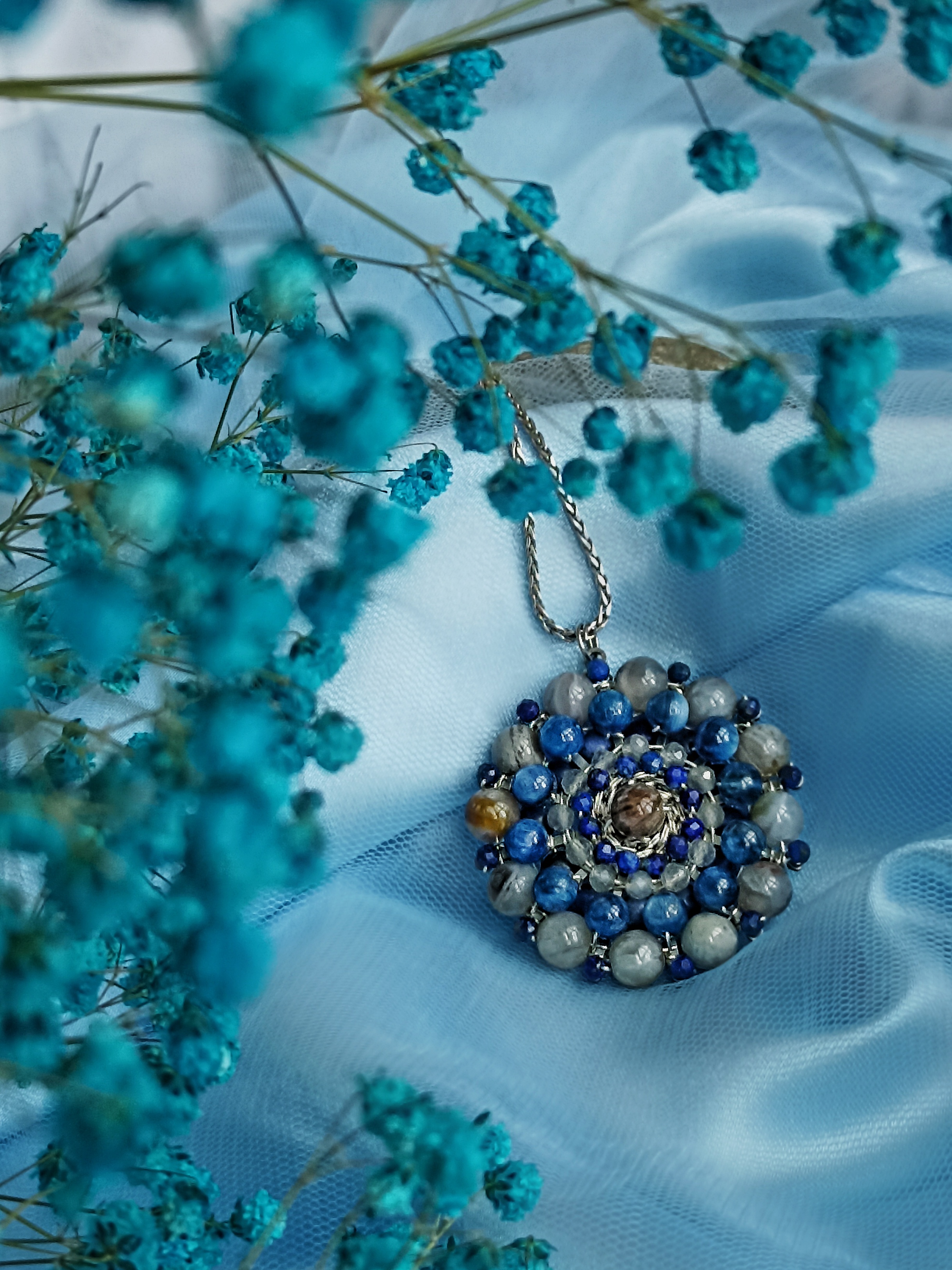 jewelry mandala, luxurious neck pendant made of semiprecious - Inspire ...