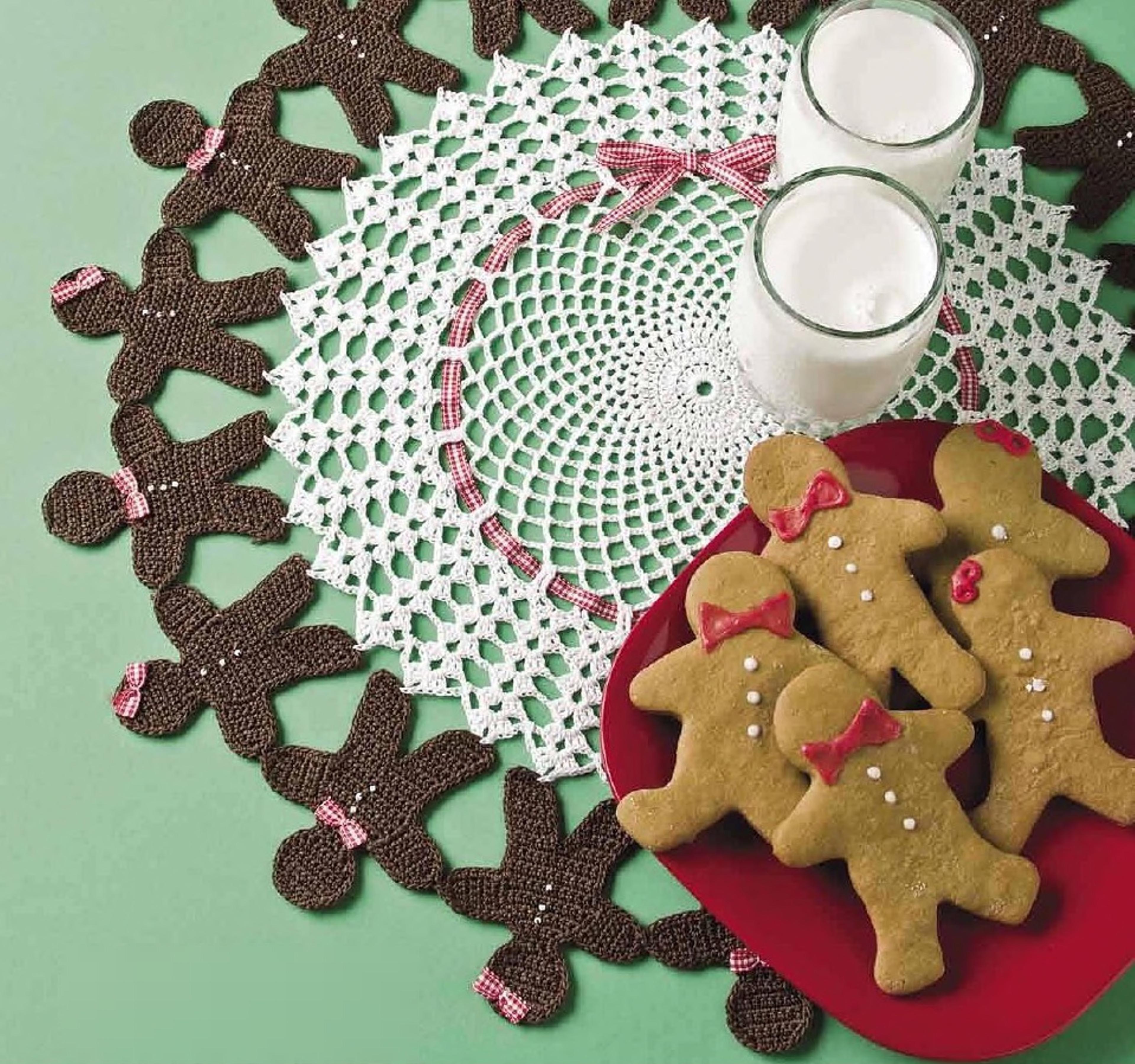 Holiday Doily with Original Border Crochet pattern - Home De | Inspire ...