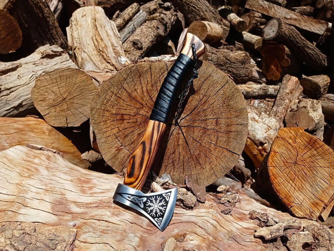 Viking axe HIGH CARBON BUSHCRAFT AXE VIKING TOMAHAWK HATCHET | Inspire ...
