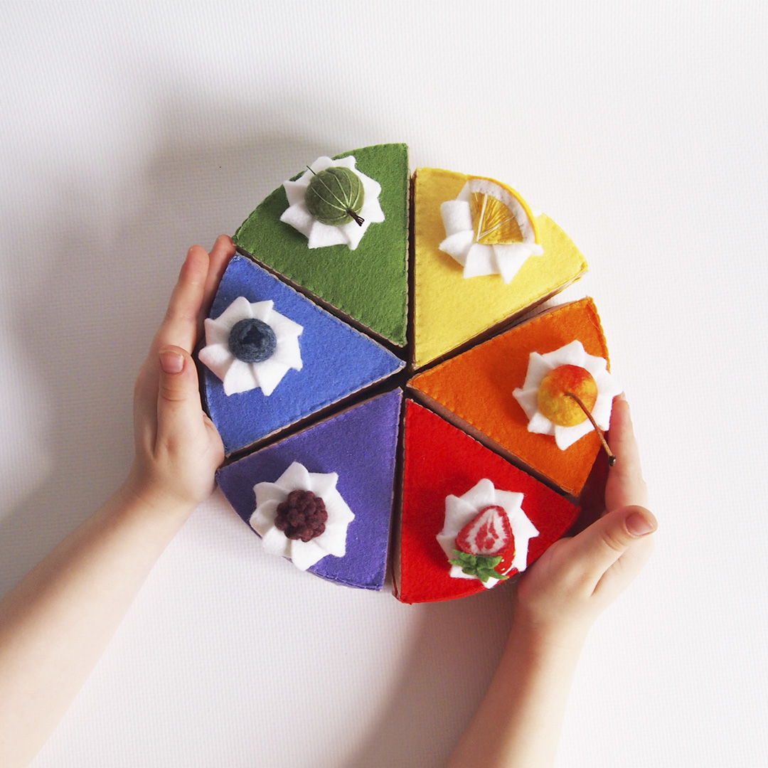 Felt gift cake 6 colors for pretend play, Felt educational t | Inspire ...