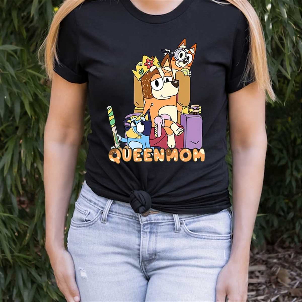 Queen Mom bluey shirt,Mum Life Bluey shirt, Funny Bluey Shir | Inspire ...