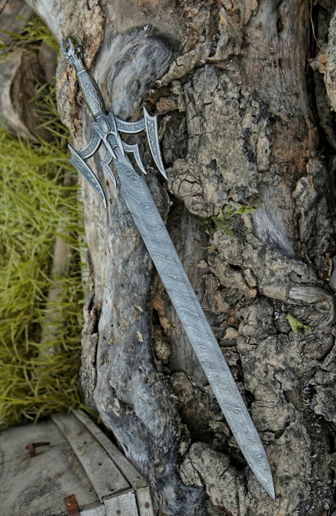 Barbarian Sword Custom Handmade Damascus Steel Long Sword Me - Inspire ...