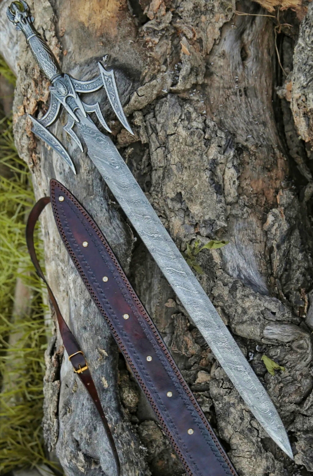 Sword ! Damascus steel sword crafted by hand! New Barbarian | Inspire ...