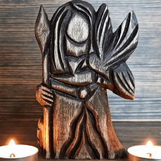 Morrigan statue Raven Crow Goddess | Inspire Uplift