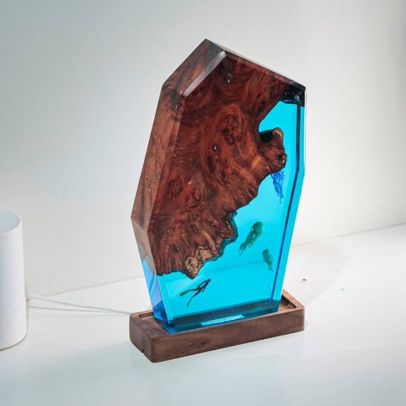 POLYGON DEEP whale sea, Night light, Epoxy Lamp, Resin Lamp, | Inspire ...