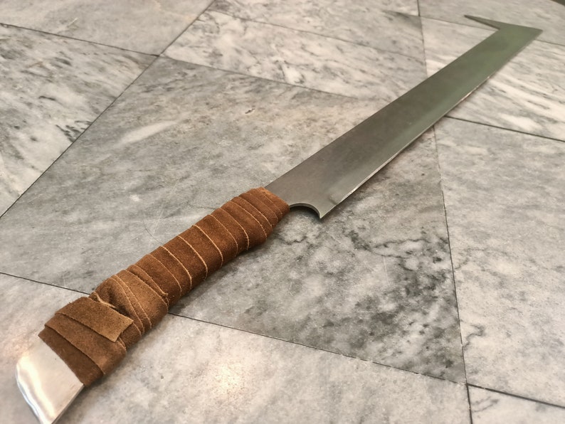32 inch Thamserku Machete | Hand forged Hunting Machete | Ba - Inspire ...