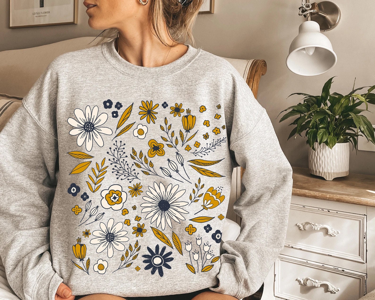 Flower Sweatshirt, Wildflower Women Sweatshirts, Plus Size, | Inspire ...