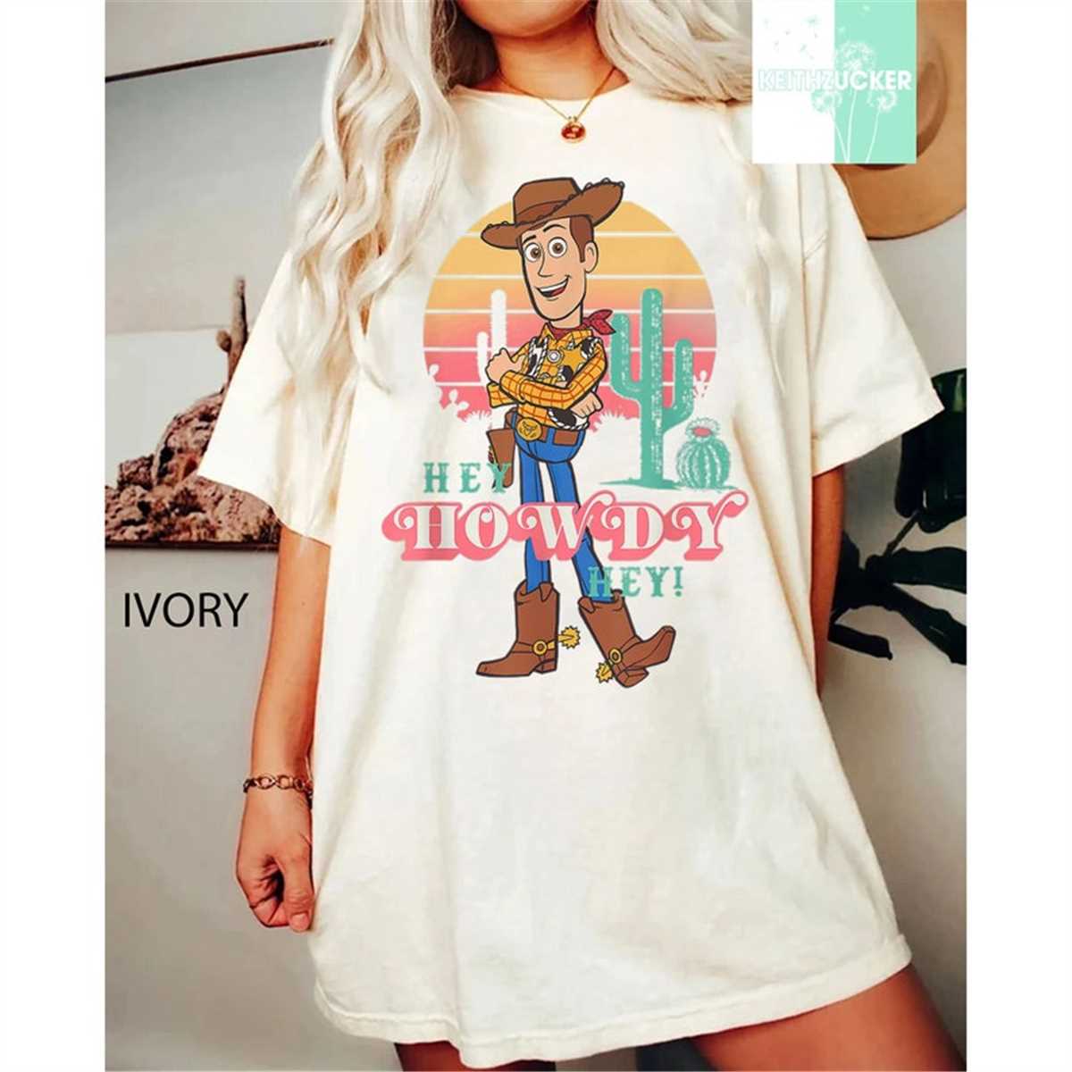 Disney Toy Story 4 Woody Hey Howdy Hey Retro Portrait T-Shir | Inspire ...