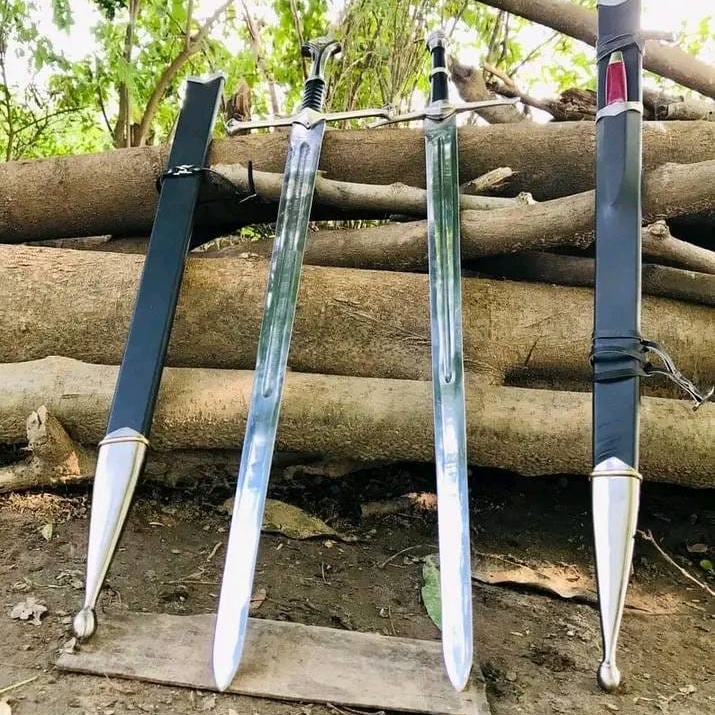 ANDURIL Sword of Strider, Custom Engraved Sword, LOTR Sword, - Inspire ...