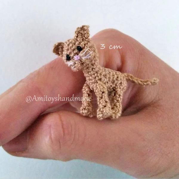 Crochet pattern: Miniature cat, amigurumi kitten, dollhouse - Inspire ...