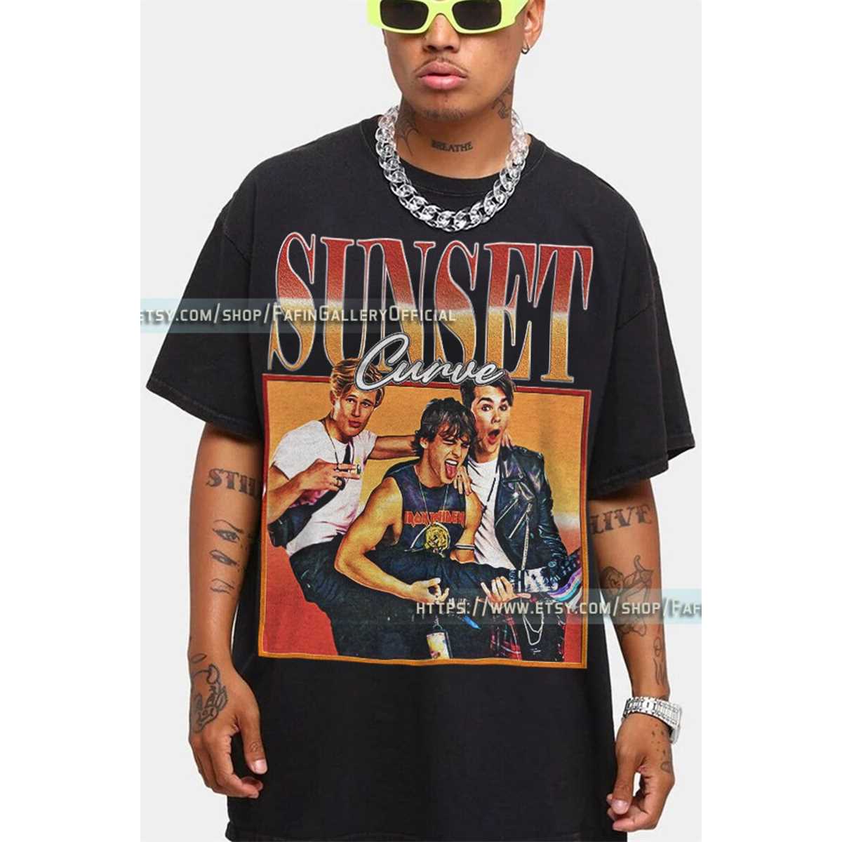 SUNSET CURVE, Julie And The Phantm Tshirt,Sunset Curve band | Inspire ...