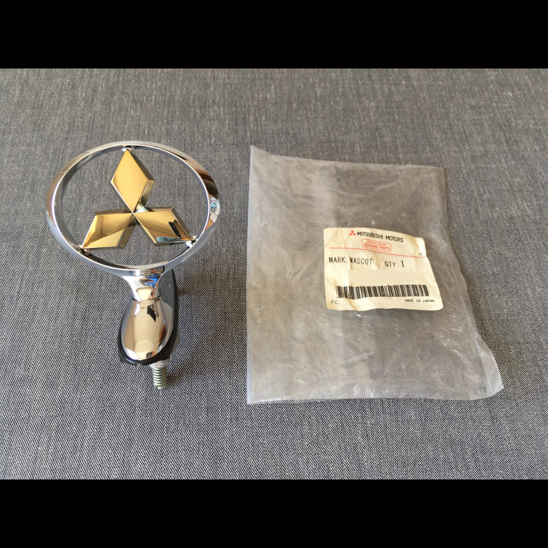 Mitsubishi Chrome & Gold Hood Emblem Badge for Pajero | Inspire Uplift