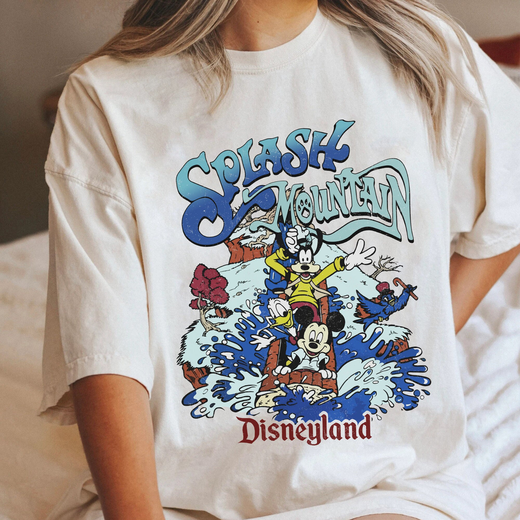 Retro Splash Mountain Mickey and Friends, Mickey Retro Water | Inspire ...