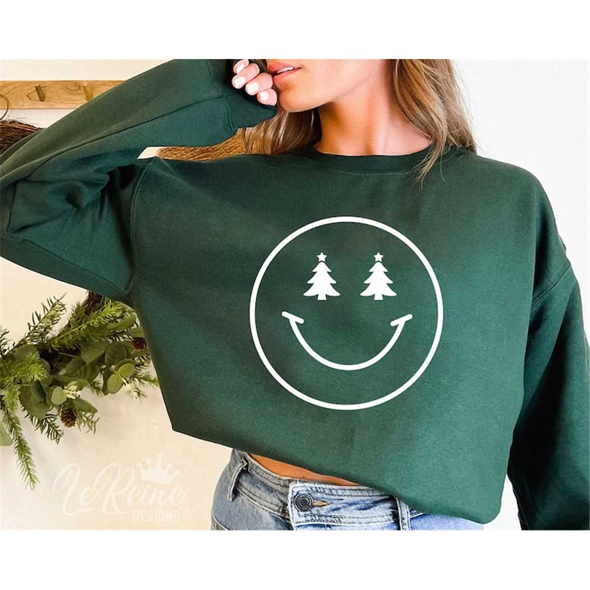 Christmas Happy Face, Smiley Face Christmas Tree Svg, Merry | Inspire ...