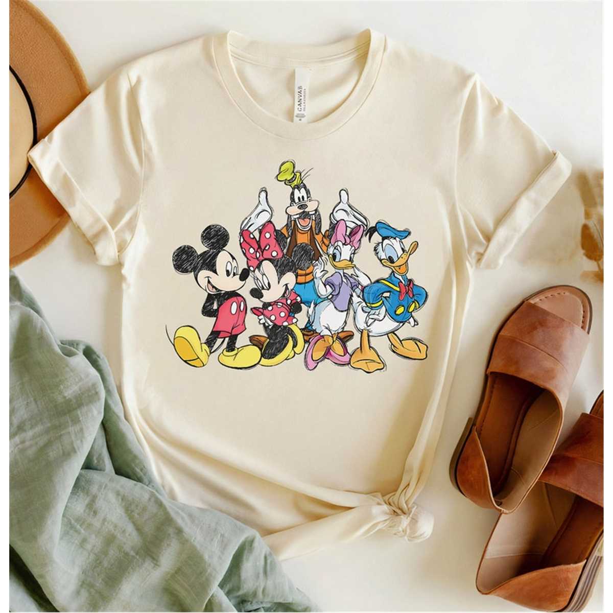 Disney Mickey And Friends Retro Group Shot Mickey Mouse Frie | Inspire ...