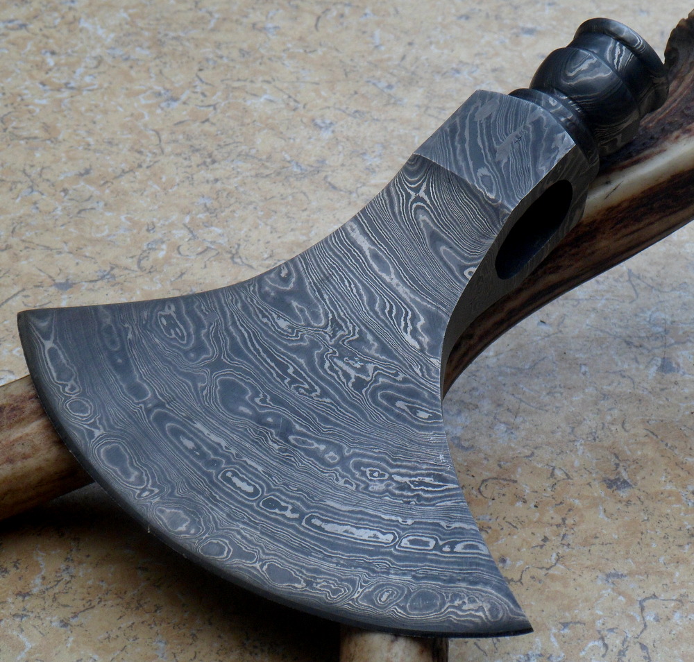 CUSTOM HAND FORGED DAMASCUS STEEL VIKING TOMAHAWK BEAUTIFUL - Inspire ...