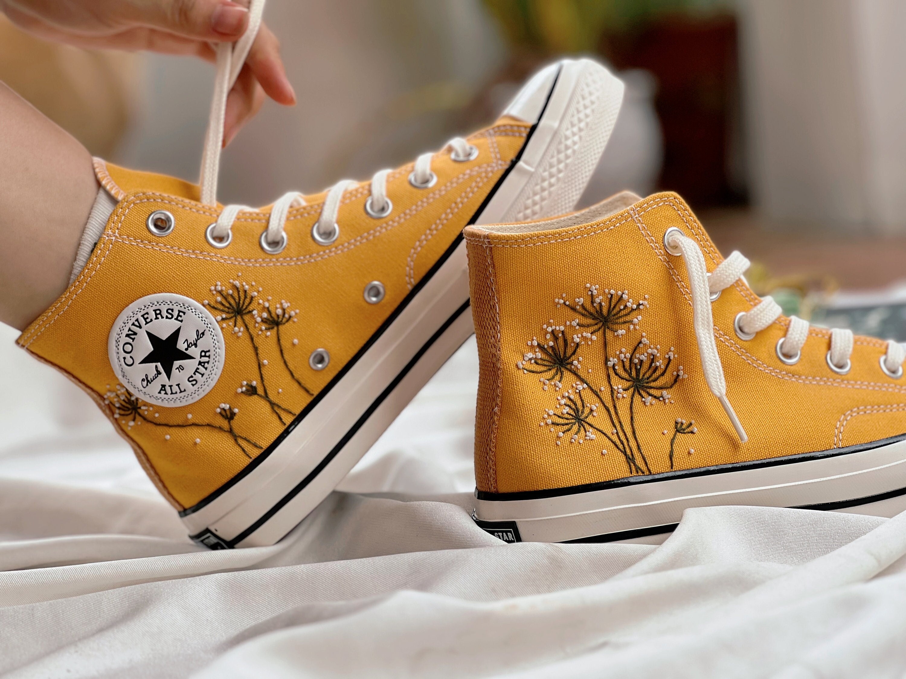 Embroidered Converse,Floral Converse,Custom Converse White D | Inspire ...